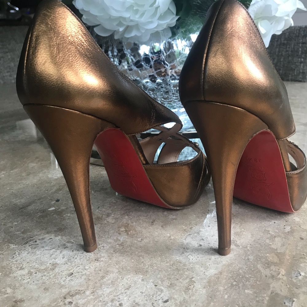 Christian Louboutin Bronze Platform Heels 39.5 - Gem
